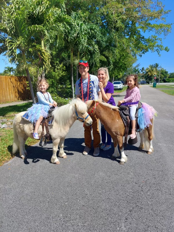 Ponies 4 – Ponies & Petting Zoo of Miami